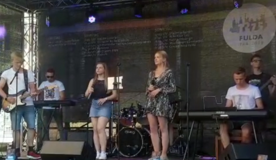 Unsere Bands "Crazy Bandits" und "Force Of Gravity" LIVE anlässlich ...
